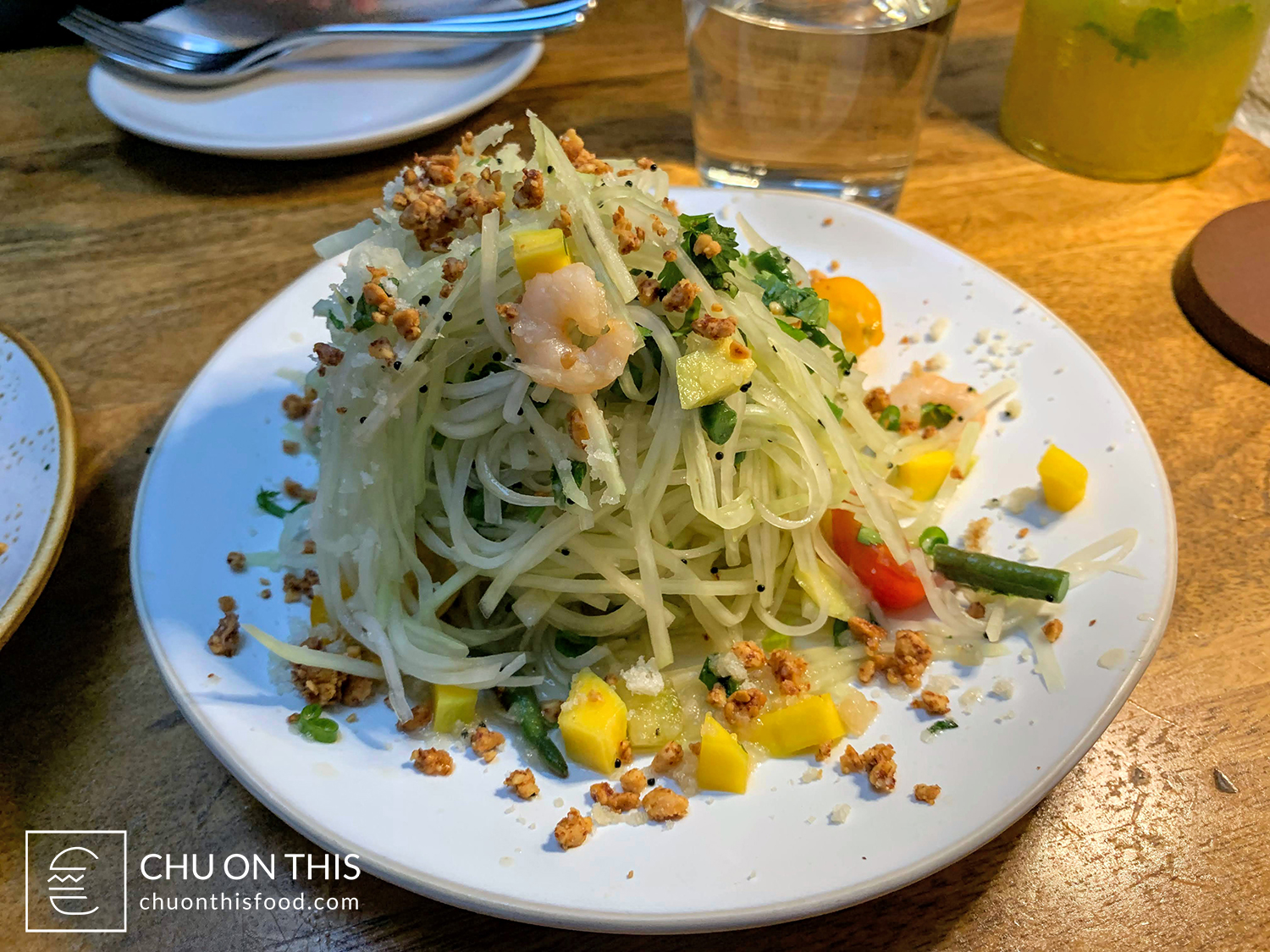 BONE KETTLE – Chu On This